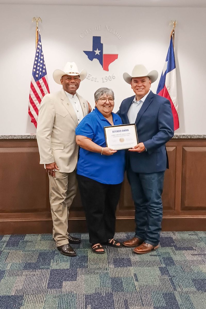 Chief Miguel Cruz Cantu, City of Nixon, Honored with Defender Award